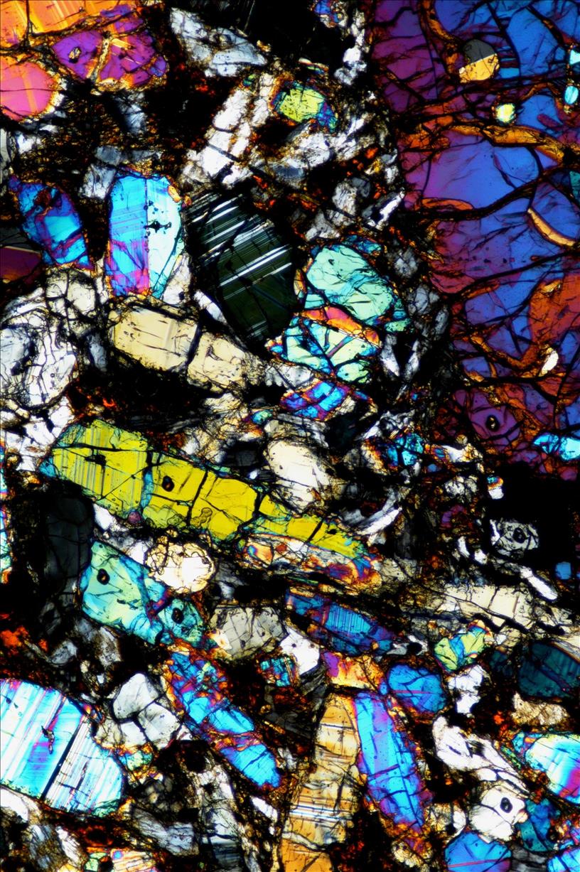 Meteorites from Mars contain clues about the red planet's geology