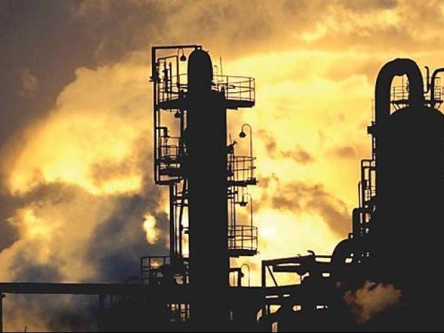 Pakistan- CM for early land acquisition for oil refinery in Karak