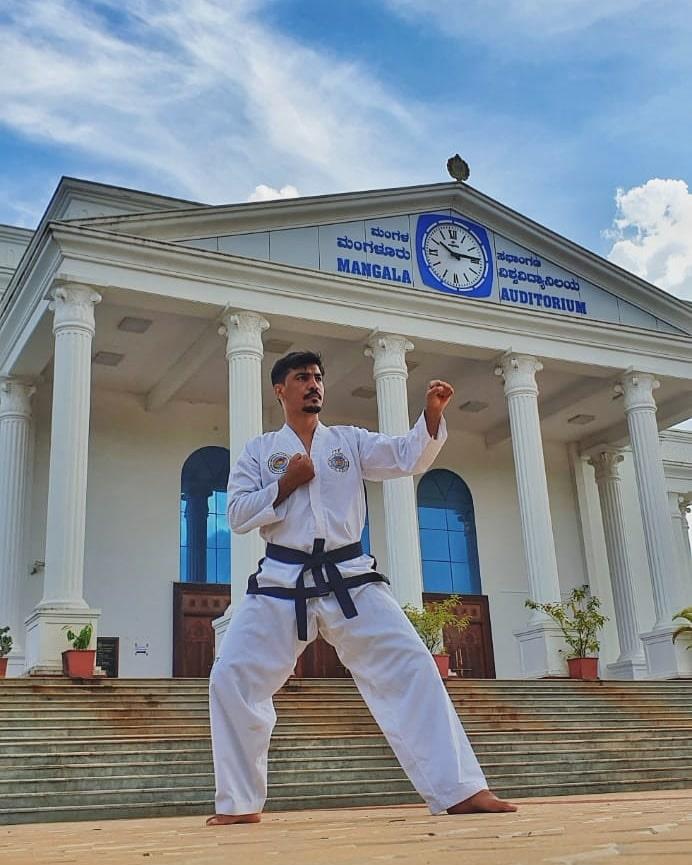 Afghanistan - Sayed Anwar will take part in MMA fight night held by ...