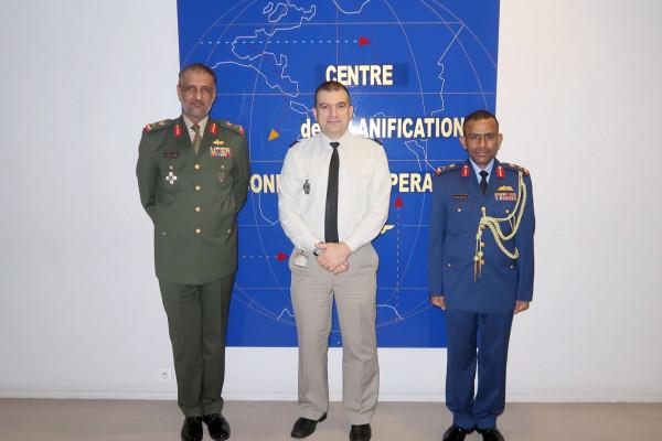 UAE Commander of Joint Operations visits Command of French Armed Forces ...