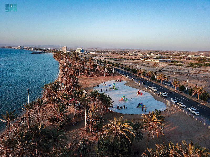Long School Holidays Attracts Visitors To Beaches Of Umluj In Tabuk