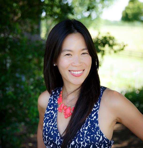 Bestselling Author Susan Go Models Career Success And A Dedication To ...