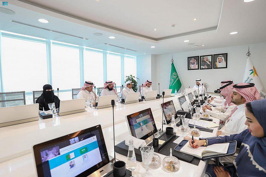 Minister Of Human Resources And Social Development Meets With Algeria's ...