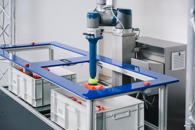 Smart Robotics Launches New Robotic Merchandise Picker