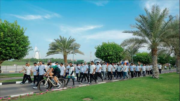 Look: Dubai Police Chief, Top Officers Take Part In Fitness Challenge
