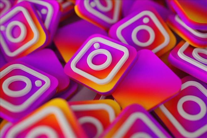 How To See Someone Else's Direct Messages On Instagram