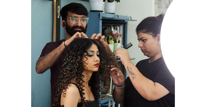 Breaking Barriers: How This Mumbai Hair Styling Course Is Changing The ...