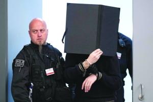 German Court Jails 5 Over Record Museum Jewel Heist