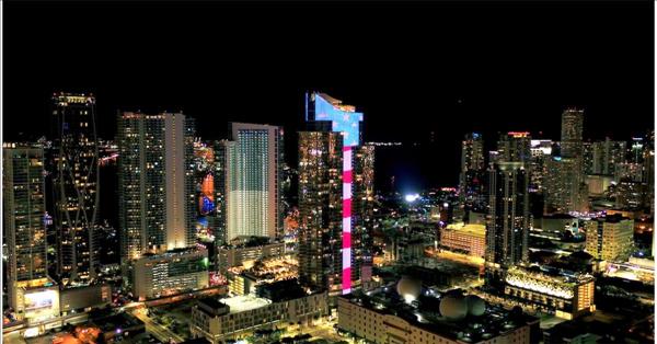 Memorial Day World's Tallest Digital US Flag & Uncle Sam Image Light-Up ...