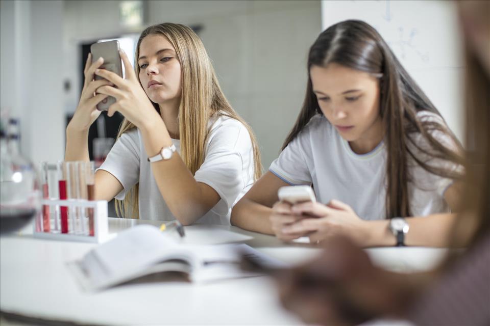 Why A Ban On Cellphones In Schools Might Be More Of A Distraction Than ...