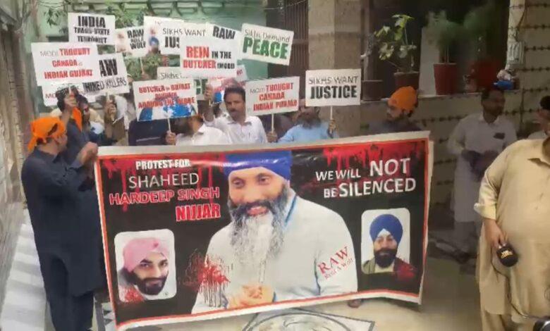 Sikhs Protest In Peshawar Against Killing Of Khalistan Tiger Force ...
