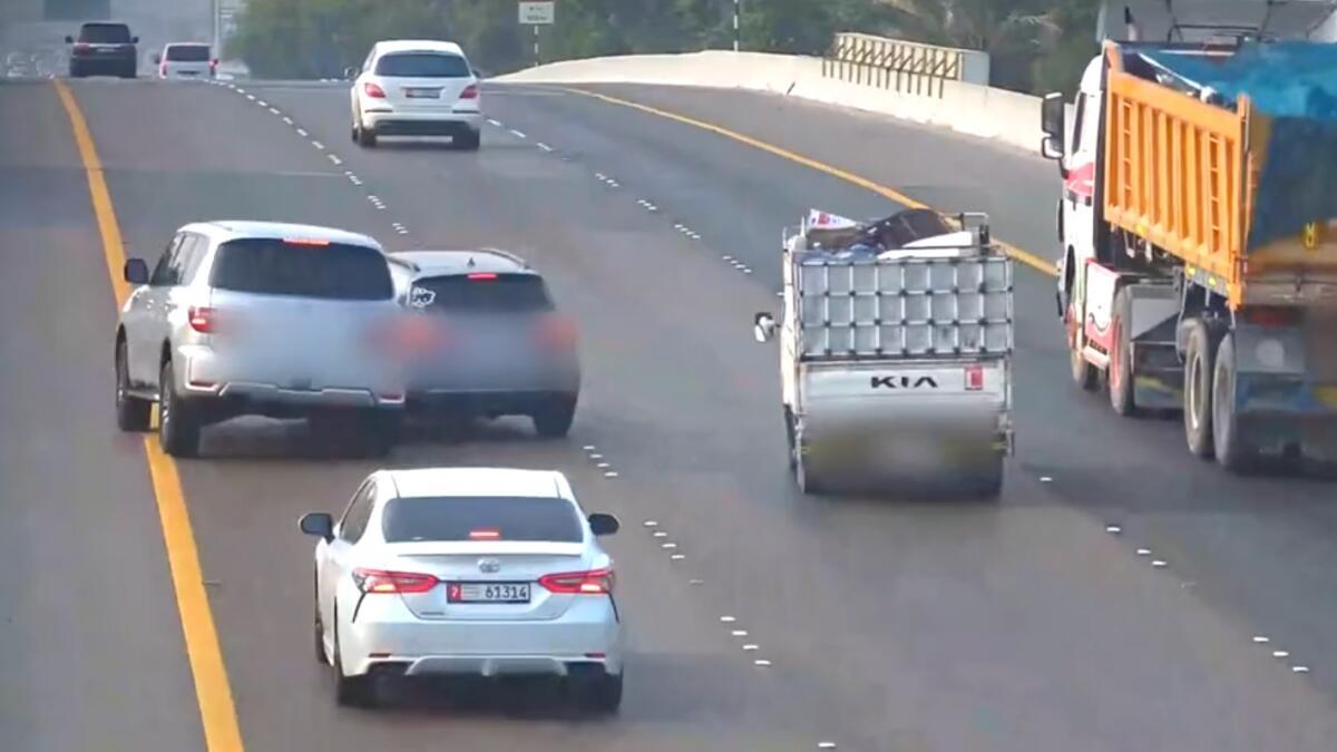 Dh1,000 Fine In UAE: Shocking Video Shows Multiple-Vehicle Collision Due To Sudden Deviation