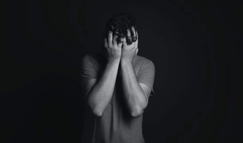 World Mental Health Day: Here Are 7 Signs Of Depression And Anxiety To ...