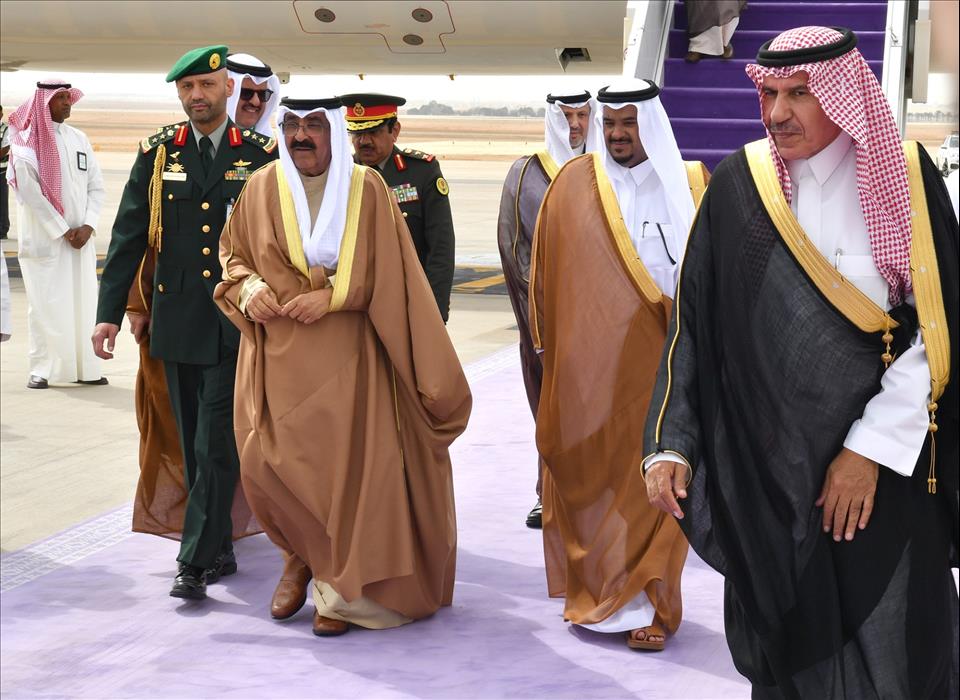 Kuwait Amir's Representative Arrives In Saudi Arabia For Islamic-Arab ...