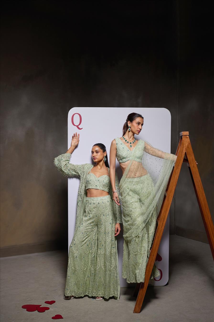 Divya Aggarwal Unveils Its FW'23 Collection 'Queen Of Hearts'