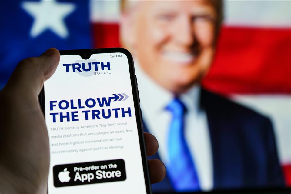 Truth Social: Why Donald Trump's Social Media 'Meme Stock' Surged And ...