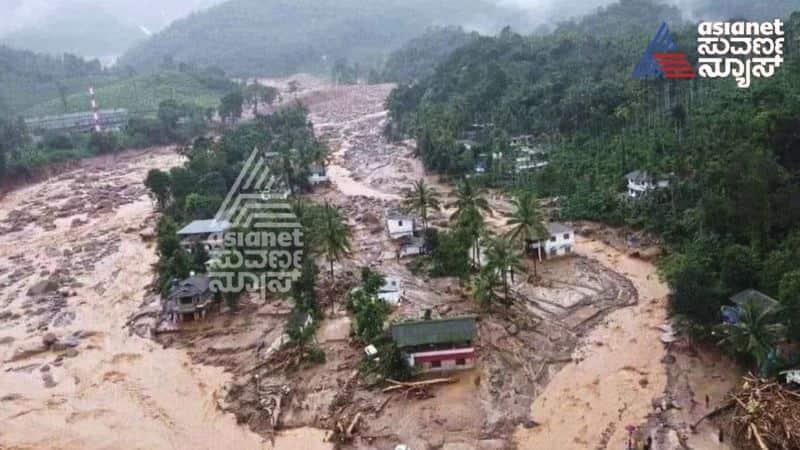 Massive Landslide Strikes Kerala's Wayanad: Over 250 People Missing, Several Dead; See PICS