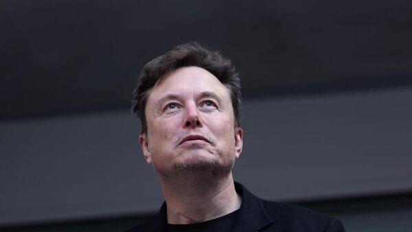 Elon Musk's Two Choices And The Only Way To Survive When Earth Meets ...