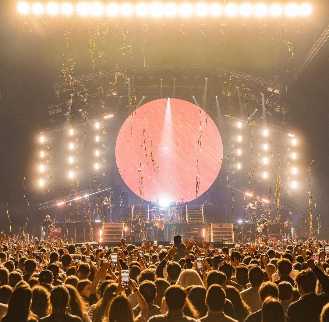Night To Remember: Onerepublic Rocks Baku's Crystal Hall For First Time