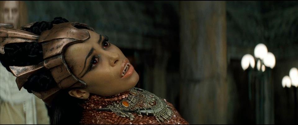 Aaliyah's Turn As A Vampire In The Nu-Metal Film Queen Of The Damned Is ...