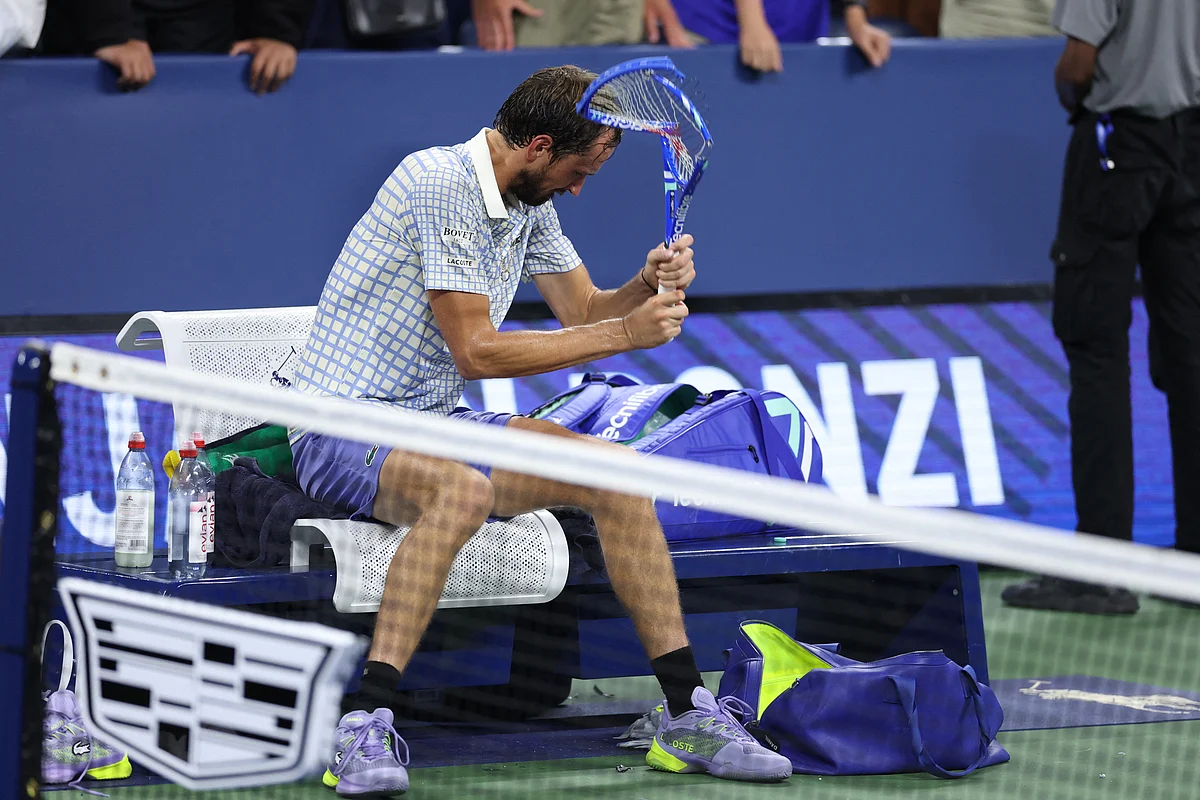 US Open Chaos As Benjamin Bonzi Ousts Raging Daniil Medvedev Khaleej Times