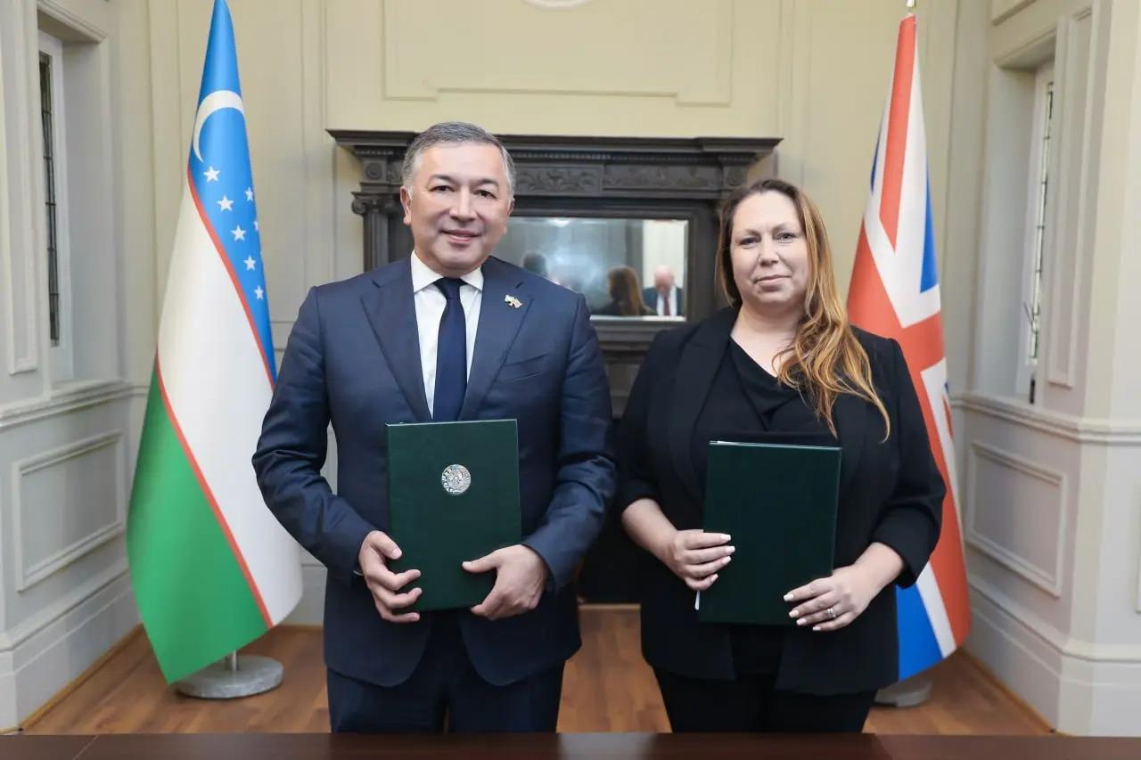 Inked Memo Steers Up Uzbek Nationals In UK's Labor Market