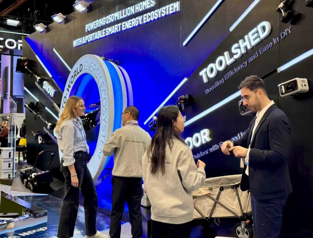 Litheli Debuts Robotic Lawn Mowers And Advances IPS Energy Model At CES ...