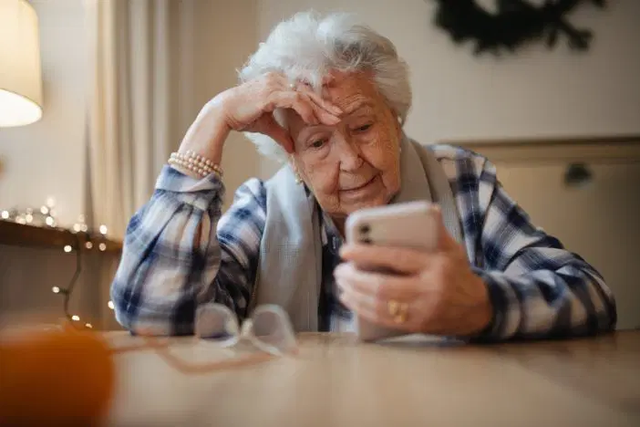 5 Red Flags That A Phone Call Is A Scam