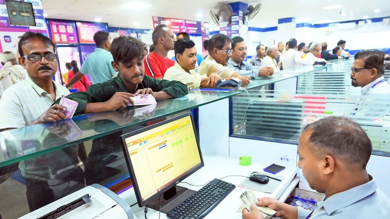 NBFC-Mfis Dominate Microfinance, Banks' Portfolio Share Drops: Report