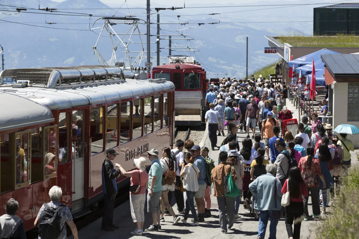 Auditors Slam Financial Planning For Swiss Rail Projects