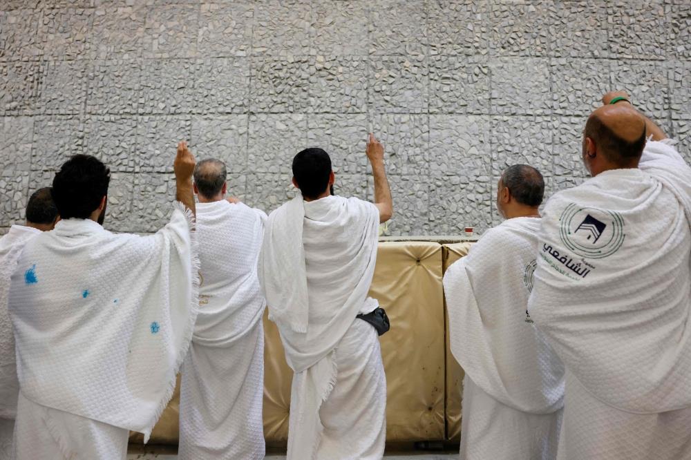 Hajj Pilgrims Stone The Devil In Final Ritual