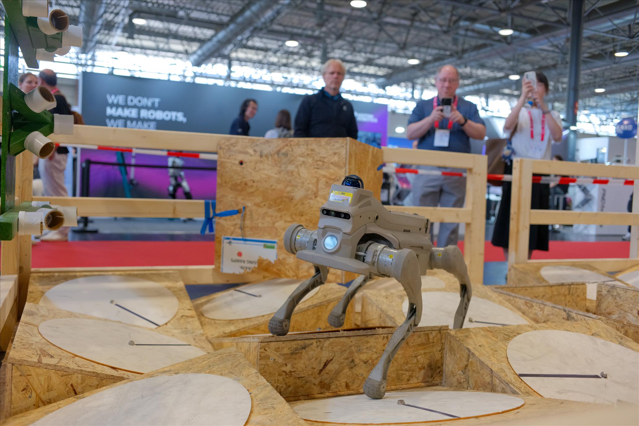 GENISOM AI Debuts At ICRA 2026 With Full-Stack Embodied Intelligence System